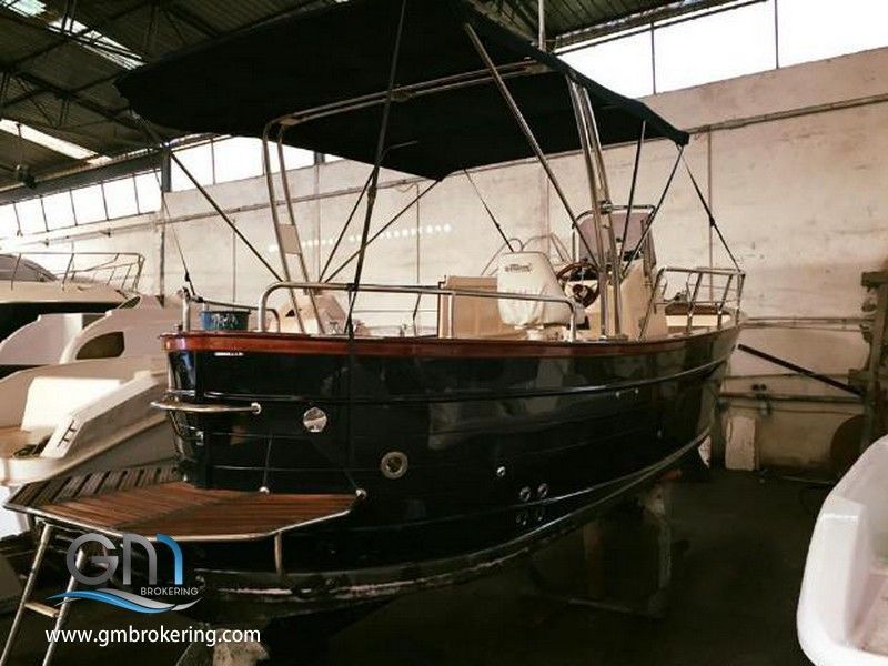 Vendita Barche a motore Cantiere Mimě Gozzo Libeccio 25 - GM Brokering ...